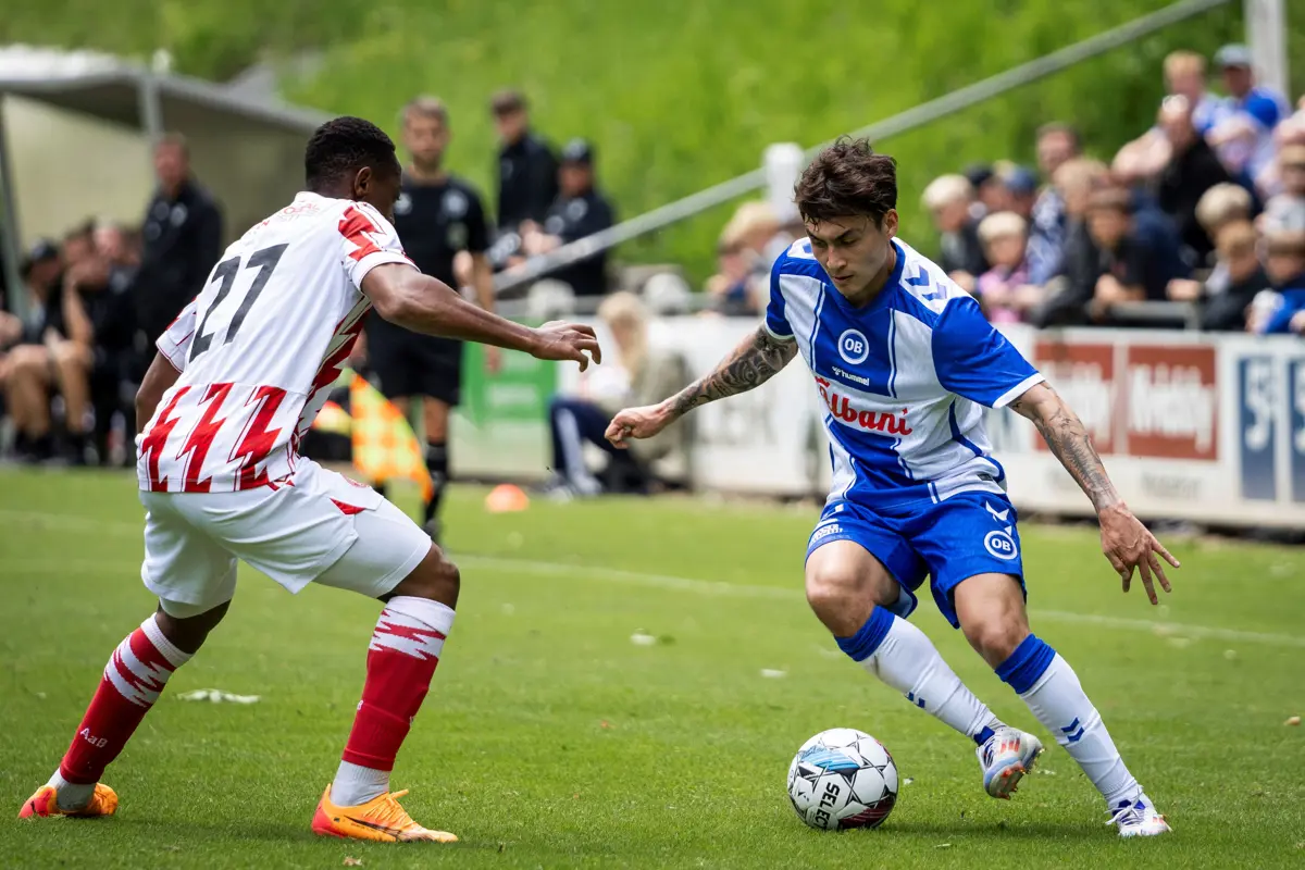 Nicholas Mickelson nomineret til Årets Fodboldspiller i Thailand