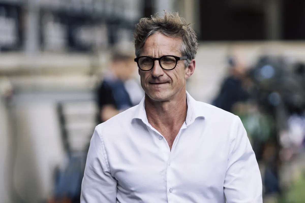 100 dage med Troels Bech